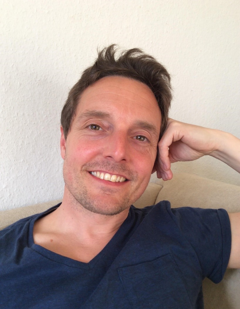 På opdagelsesrejse i børns legeuniverser - Folkeuniversitetets ...